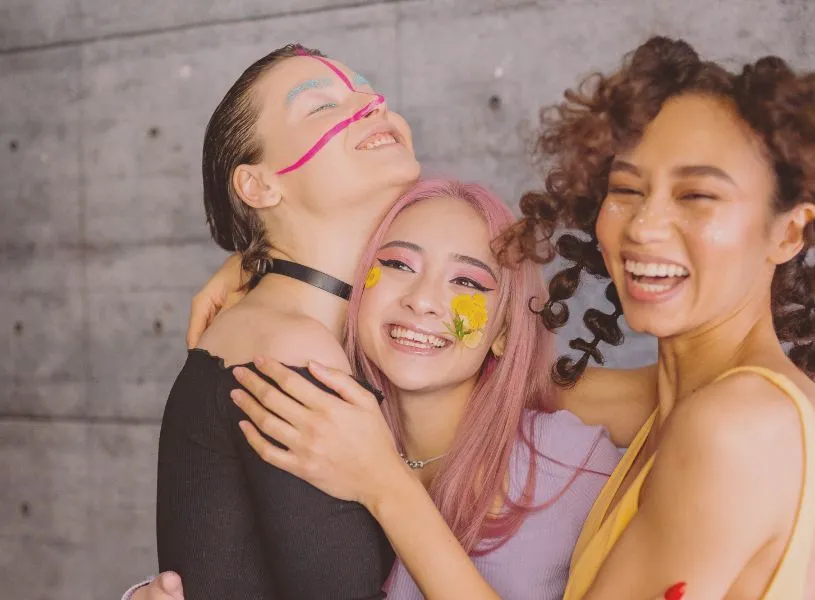 50 Friendship Journal Prompts To Deepen Your Connections