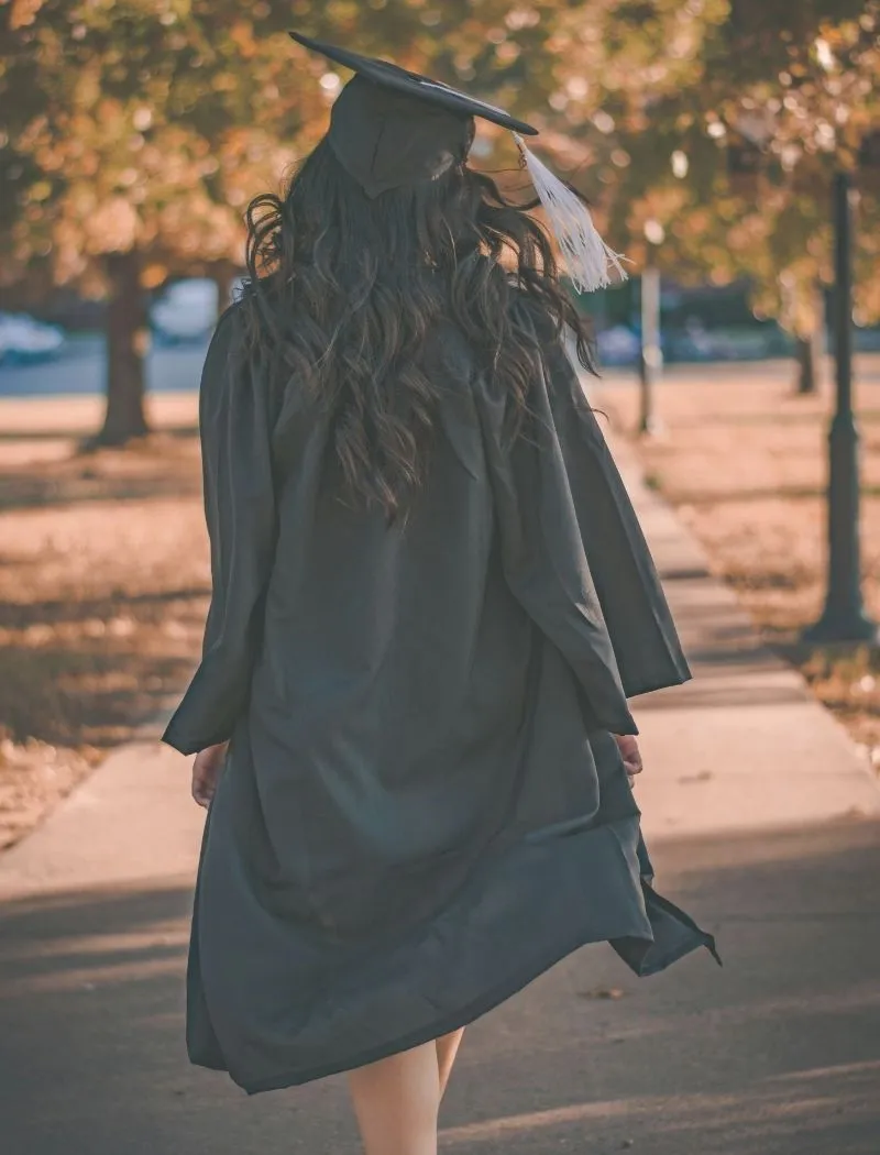 57 High School Graduation Journal Prompts