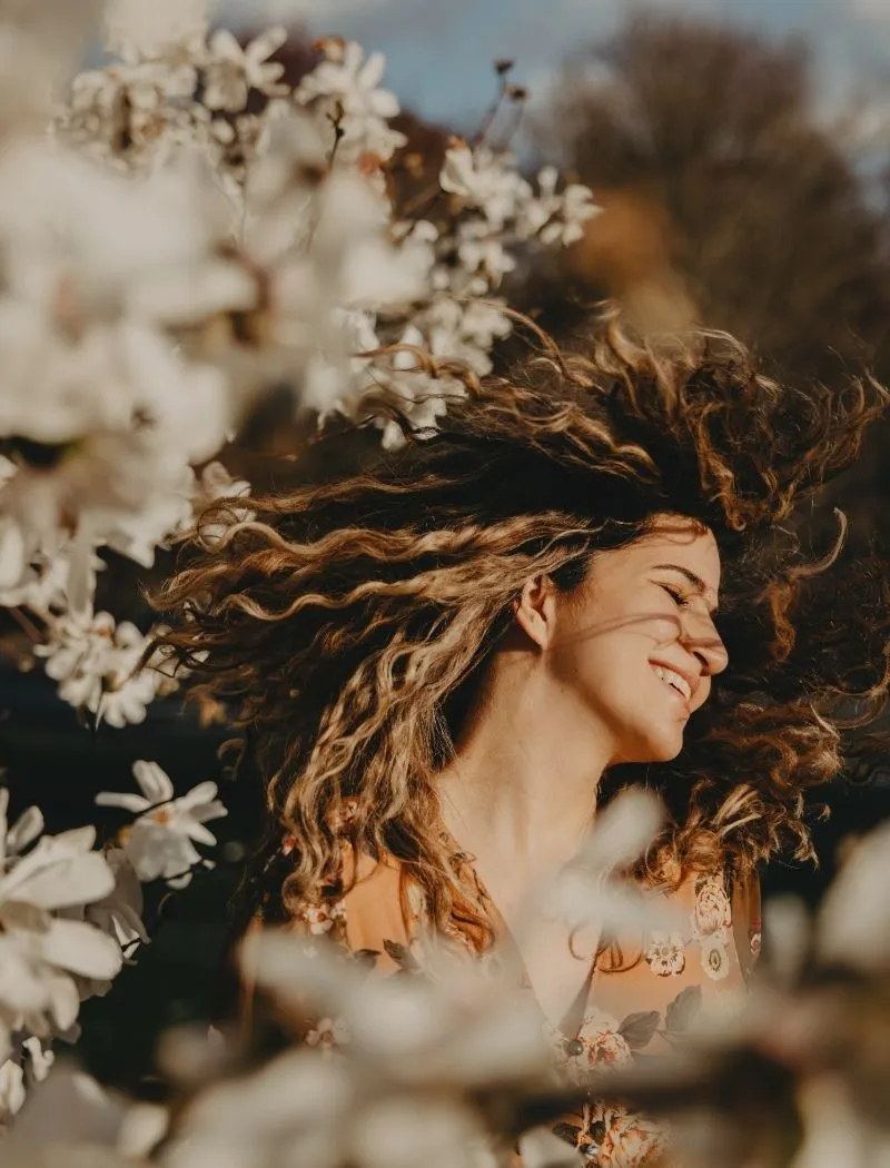 106 Best Single Life Quotes For Empowerment And Confidence